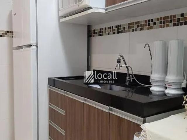 Apartamento com 2 Quartos e 1 banheiro à Venda, 45 m² por R$ 170.000