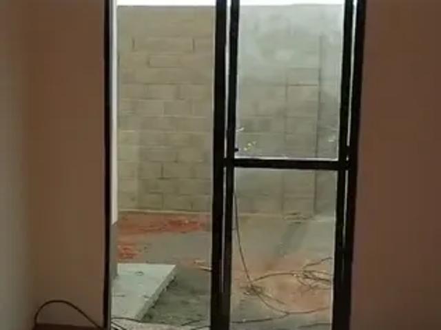 Apartamento com 2 Quartos e 1 banheiro à Venda, 45 m² por R$ 215.000
