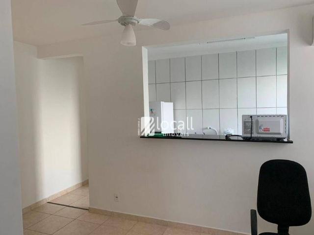 Apartamento com 2 Quartos e 1 banheiro à Venda, 46 m² por R$ 180.000