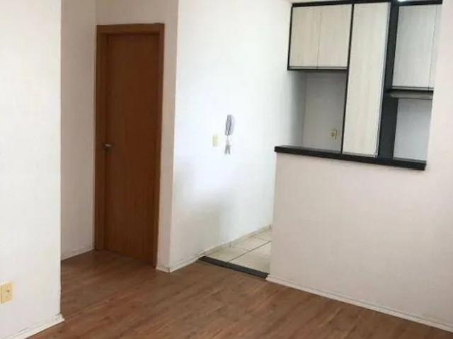 Apartamento com 2 Quartos e 1 banheiro à Venda, 46 m² por R$ 200.000