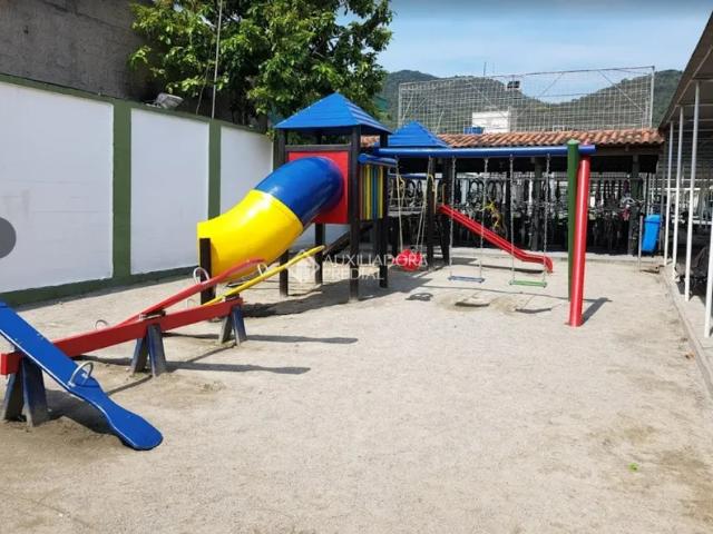 Apartamento com 2 Quartos e 1 banheiro à Venda, 46 m² por R$ 320.000