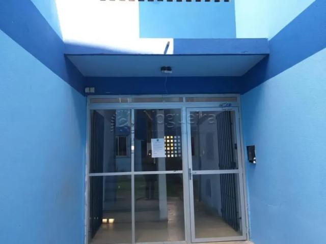 Apartamento com 2 Quartos e 1 banheiro à Venda, 47 m² por R$ 110.000