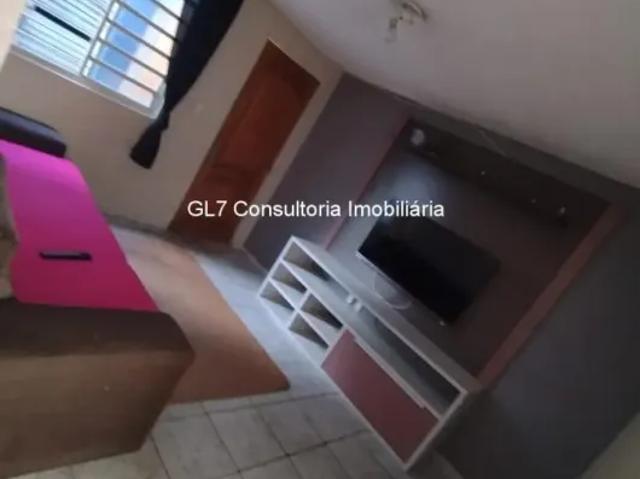 Apartamento com 2 Quartos e 1 banheiro à Venda, 47 m² por R$ 139.000