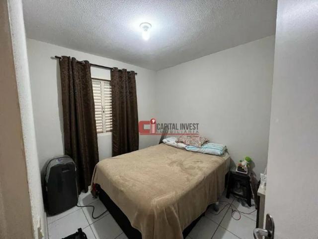 Apartamento com 2 Quartos e 1 banheiro à Venda, 47 m² por R$ 165.000