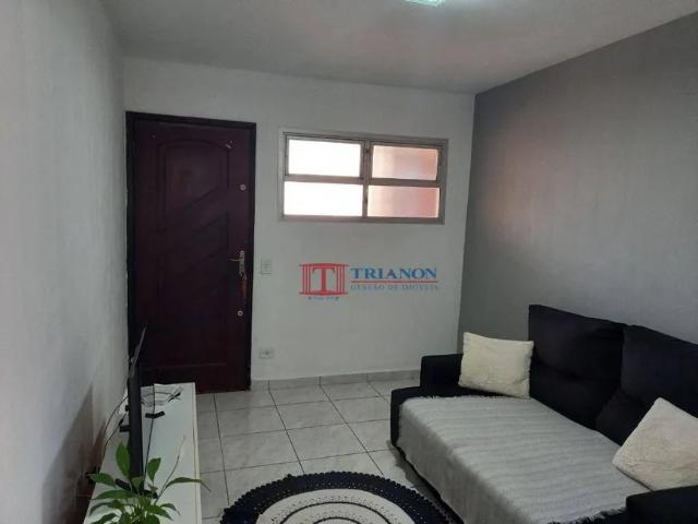 Apartamento com 2 Quartos e 1 banheiro à Venda, 47 m² por R$ 165.000