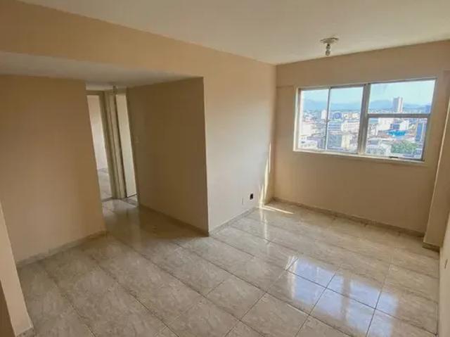 Apartamento com 2 Quartos e 1 banheiro à Venda, 47 m² por R$ 180.000