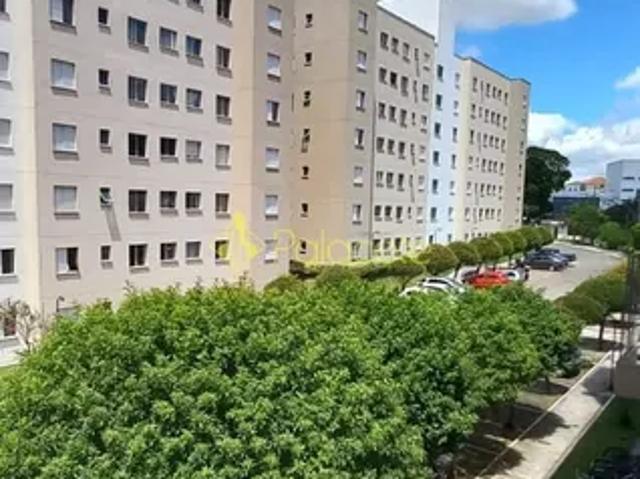 Apartamento com 2 Quartos e 1 banheiro à Venda, 47 m² por R$ 180.000
