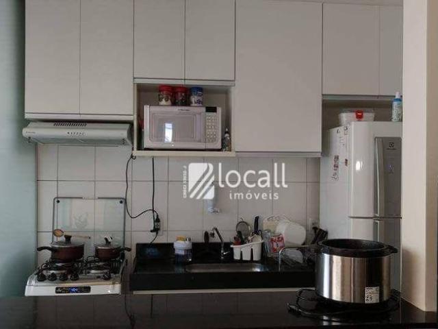 Apartamento com 2 Quartos e 1 banheiro à Venda, 47 m² por R$ 180.000