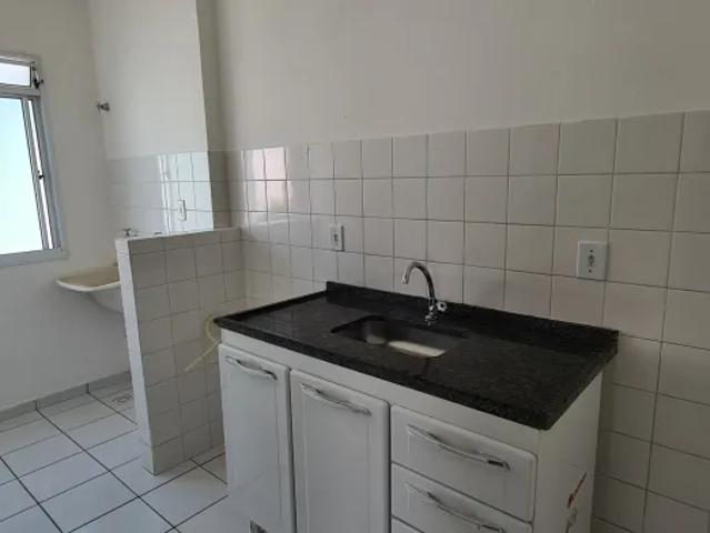 Apartamento com 2 Quartos e 1 banheiro à Venda, 47 m² por R$ 180.000
