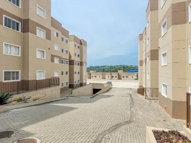 Apartamento com 2 Quartos e 1 banheiro à Venda, 47 m² por R$ 210.000