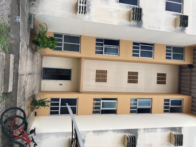 Apartamento com 2 Quartos e 1 banheiro à Venda, 47 m² por R$ 93.000