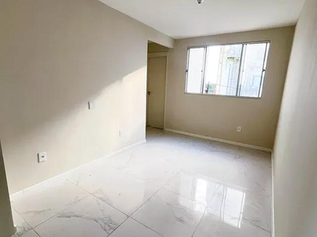 Apartamento com 2 Quartos e 1 banheiro à Venda, 48 m² por R$ 180.000