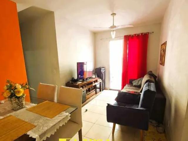 Apartamento com 2 Quartos e 1 banheiro à Venda, 48 m² por R$ 215.000