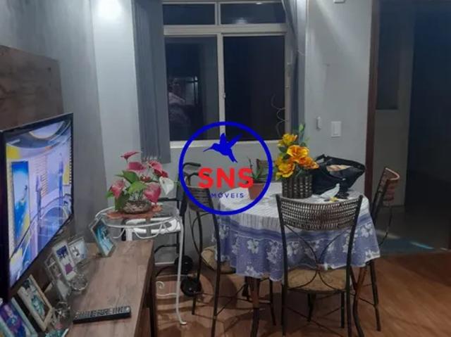 Apartamento com 2 Quartos e 1 banheiro à Venda, 49 m² por R$ 110.000