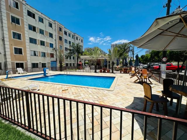 Apartamento com 2 Quartos e 1 banheiro à Venda, 49 m² por R$ 180.000