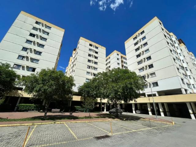 Apartamento com 2 Quartos e 1 banheiro à Venda, 49 m² por R$ 230.000