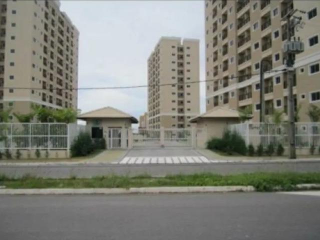 Apartamento com 2 Quartos e 1 banheiro à Venda, 49 m² por R$ 299.000