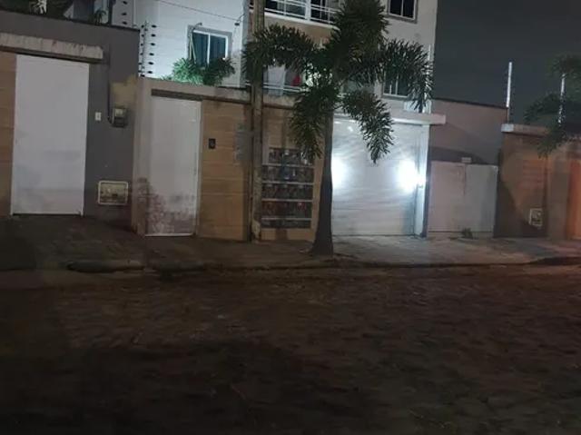 Apartamento com 2 Quartos e 1 banheiro à Venda, 49 m² por R$ 49.999