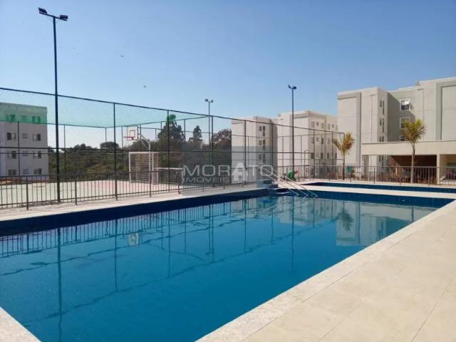 Apartamento com 2 Quartos e 1 banheiro à Venda, 40 m² por R$ 180.000