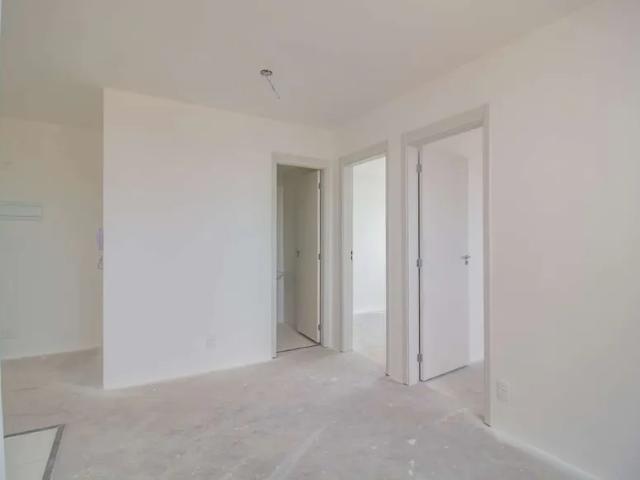 Apartamento com 2 Quartos e 1 banheiro à Venda, 40 m² por R$ 239.000