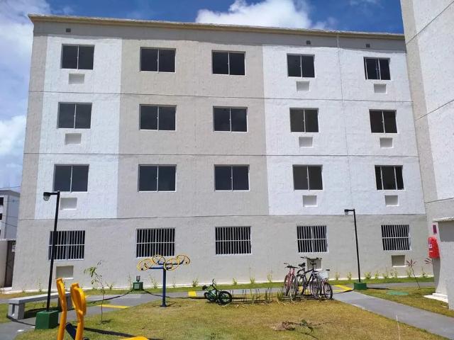 Apartamento com 2 Quartos e 1 banheiro à Venda, 41 m² por R$ 135.000