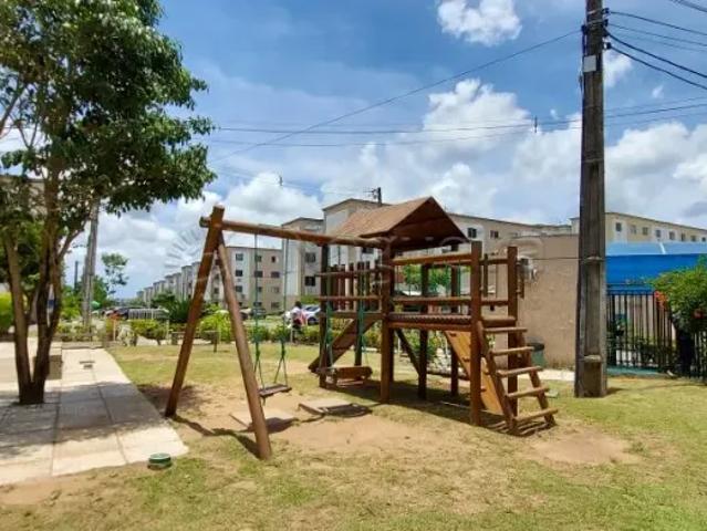 Apartamento com 2 Quartos e 1 banheiro à Venda, 42 m² por R$ 180.000