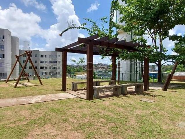 Apartamento com 2 Quartos e 1 banheiro à Venda, 42 m² por R$ 180.000