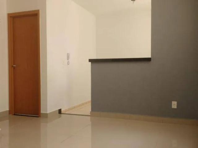 Apartamento com 2 Quartos e 1 banheiro à Venda, 42 m² por R$ 215.000