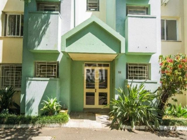 Apartamento com 2 Quartos e 1 banheiro à Venda, 42 m² por R$ 212.000