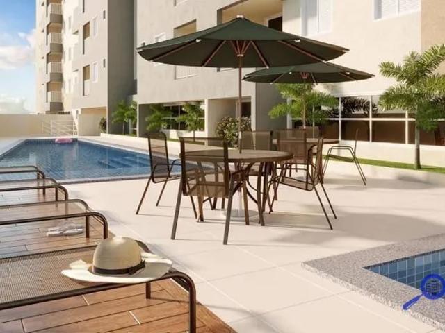 Apartamento com 2 Quartos e 1 banheiro à Venda, 42 m² por R$ 287.000