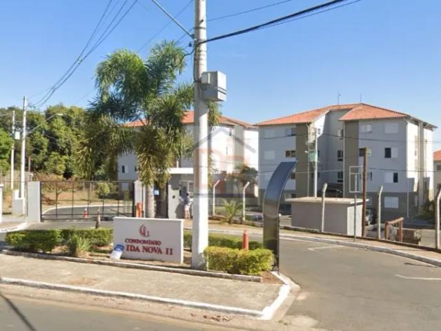 Apartamento com 2 Quartos e 1 banheiro à Venda, 43 m² por R$ 106.000