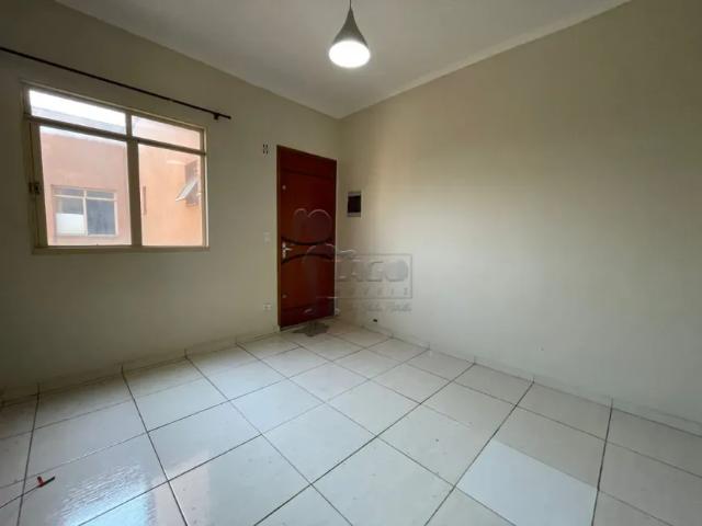 Apartamento com 2 Quartos e 1 banheiro à Venda, 43 m² por R$ 110.000