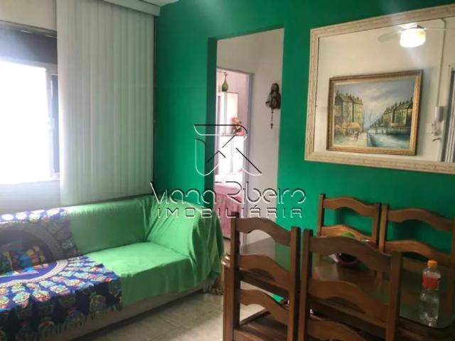 Apartamento com 2 Quartos e 1 banheiro à Venda, 43 m² por R$ 160.000