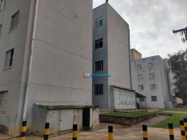 Apartamento com 2 Quartos e 1 banheiro à Venda, 54 m² por R$ 137.800