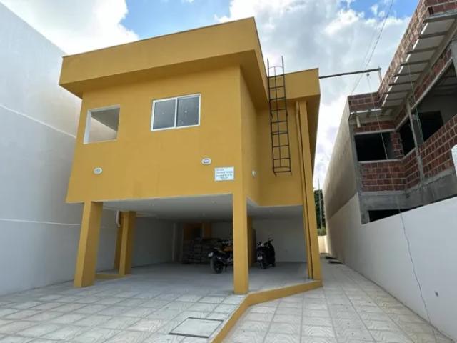 Apartamento com 2 Quartos e 1 banheiro à Venda, 54 m² por R$ 180.000