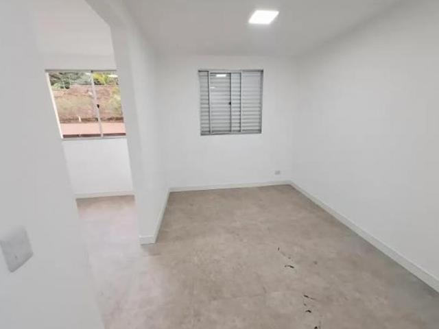 Apartamento com 2 Quartos e 1 banheiro à Venda, 54 m² por R$ 320.000