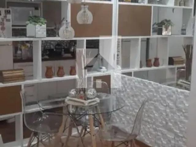 Apartamento com 2 Quartos e 1 banheiro à Venda, 54 m² por R$ 360.000