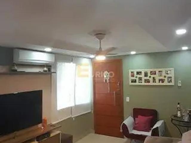Apartamento com 2 Quartos e 1 banheiro à Venda, 55 m² por R$ 110.000