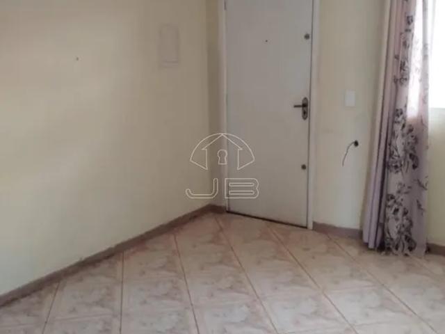 Apartamento com 2 Quartos e 1 banheiro à Venda, 55 m² por R$ 129.000
