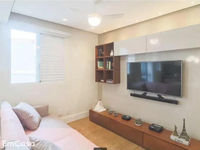 Apartamento com 2 Quartos e 1 banheiro à Venda, 55 m² por R$ 298.000