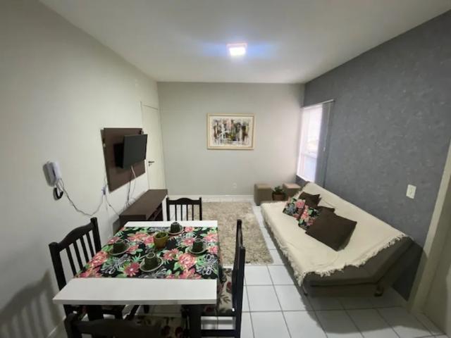 Apartamento com 2 Quartos e 1 banheiro à Venda, 55 m² por R$ 370.000