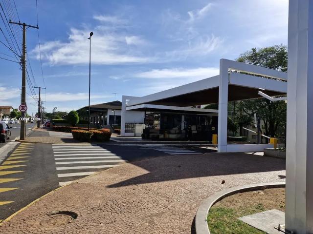 Apartamento com 2 Quartos e 1 banheiro à Venda, 56 m² por R$ 230.000