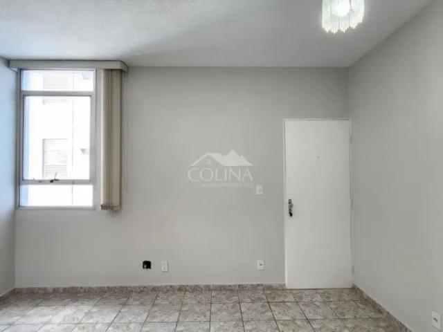 Apartamento com 2 Quartos e 1 banheiro à Venda, 56 m² por R$ 360.000