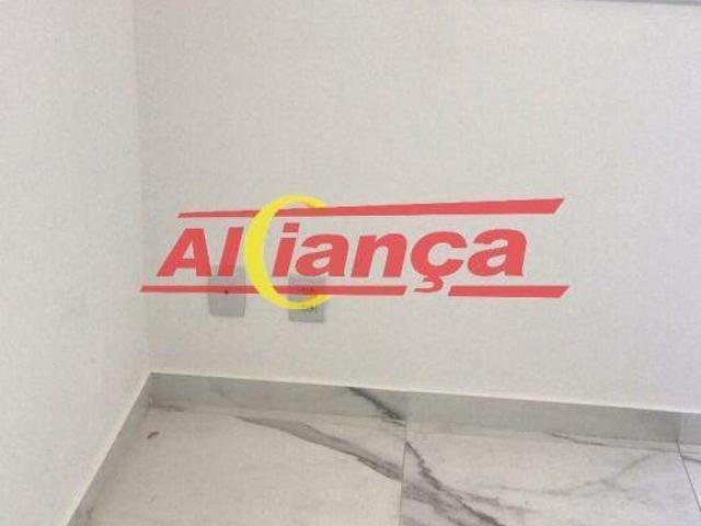 Apartamento com 2 Quartos e 1 banheiro à Venda, 57 m²