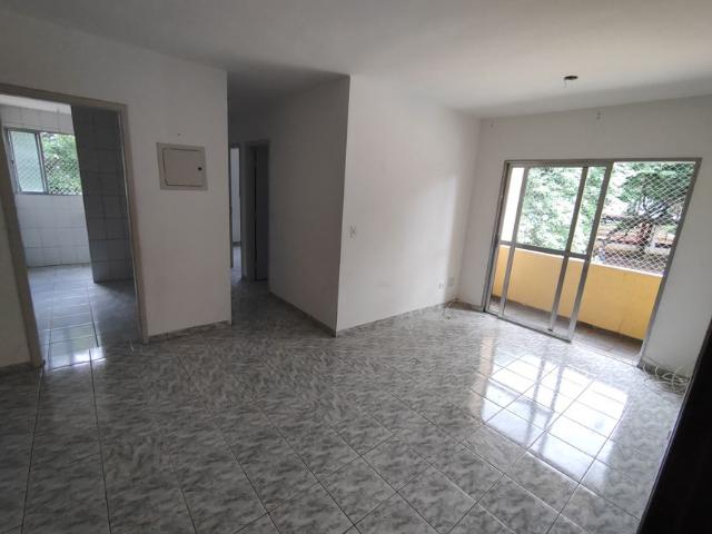 Apartamento com 2 Quartos e 1 banheiro à Venda, 57 m² por R$ 218.000