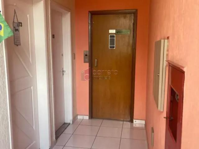Apartamento com 2 Quartos e 1 banheiro à Venda, 57 m² por R$ 350.000