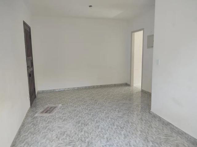 Apartamento com 2 Quartos e 1 banheiro à Venda, 58 m² por R$ 230.000
