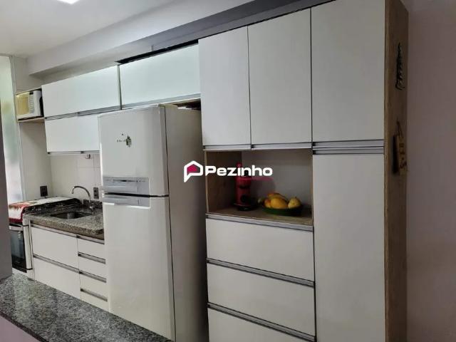 Apartamento com 2 Quartos e 1 banheiro à Venda, 58 m² por R$ 370.000