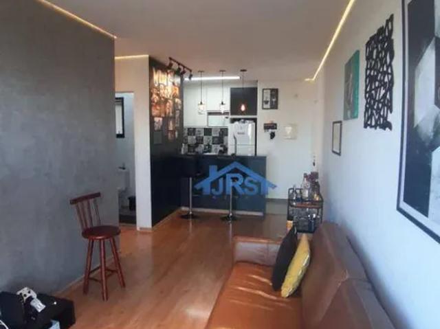 Apartamento com 2 Quartos e 1 banheiro à Venda, 59 m² por R$ 365.000