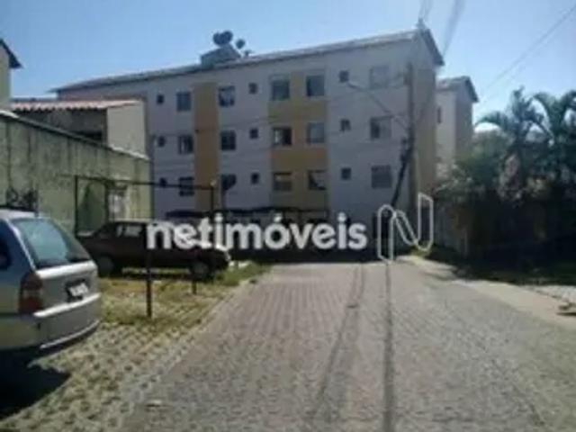 Apartamento com 2 Quartos e 1 banheiro à Venda, 50 m² por R$ 110.000